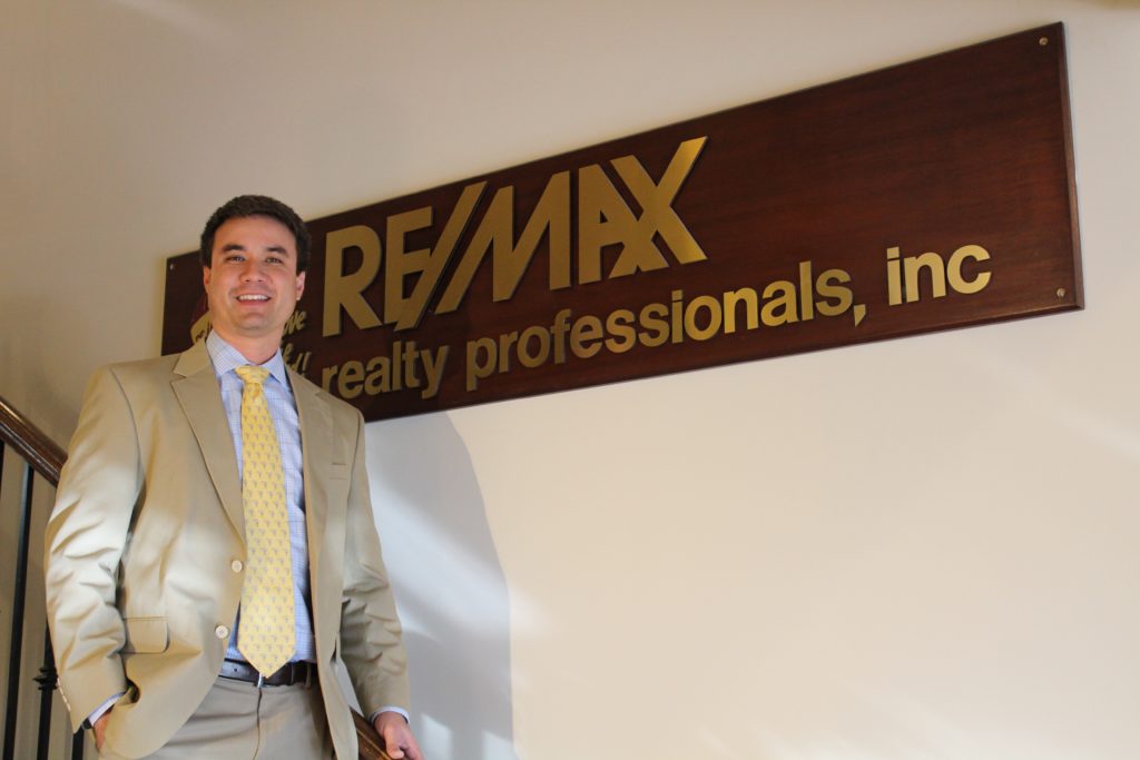 MEET JEREMY RUSSELL & ASSOCIATES OF RE/MAX - Greenville360
