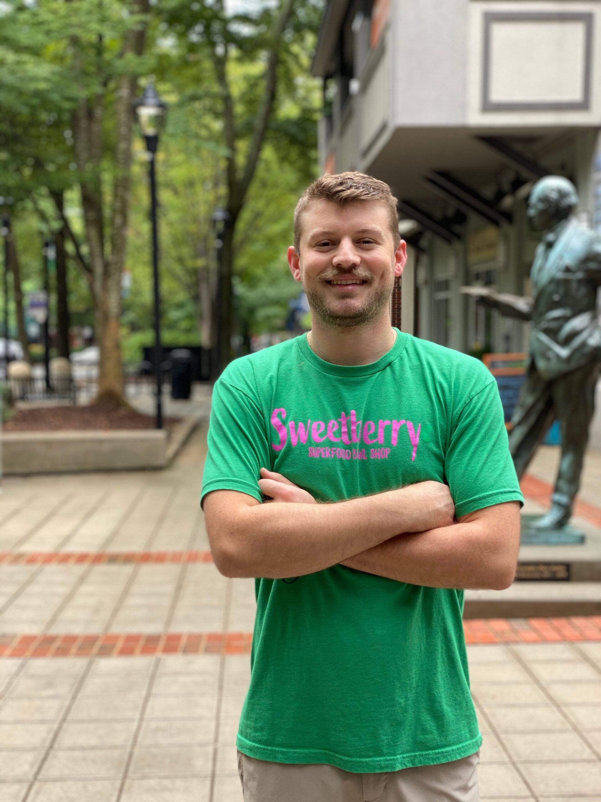 MEET ZACH ELLIOT OF SWEETBERRY BOWLS - Greenville360